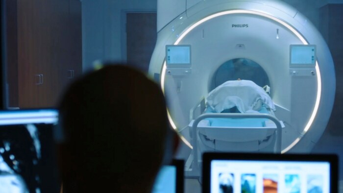 MR helium-free operations MRT Praxis Potsdam, Germany - Philips